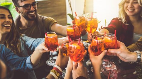 10 Happy Hour Promotion Ideas for Restaurants to Boost Sales ...