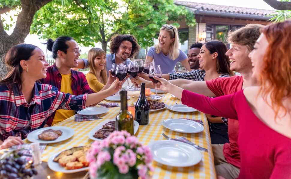 20 Labor Day Restaurant Specials & Ideas to Attract a Crowd ...